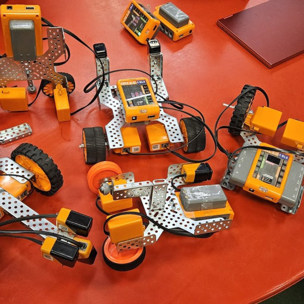 Summer Camps - AI & Robotics Academy